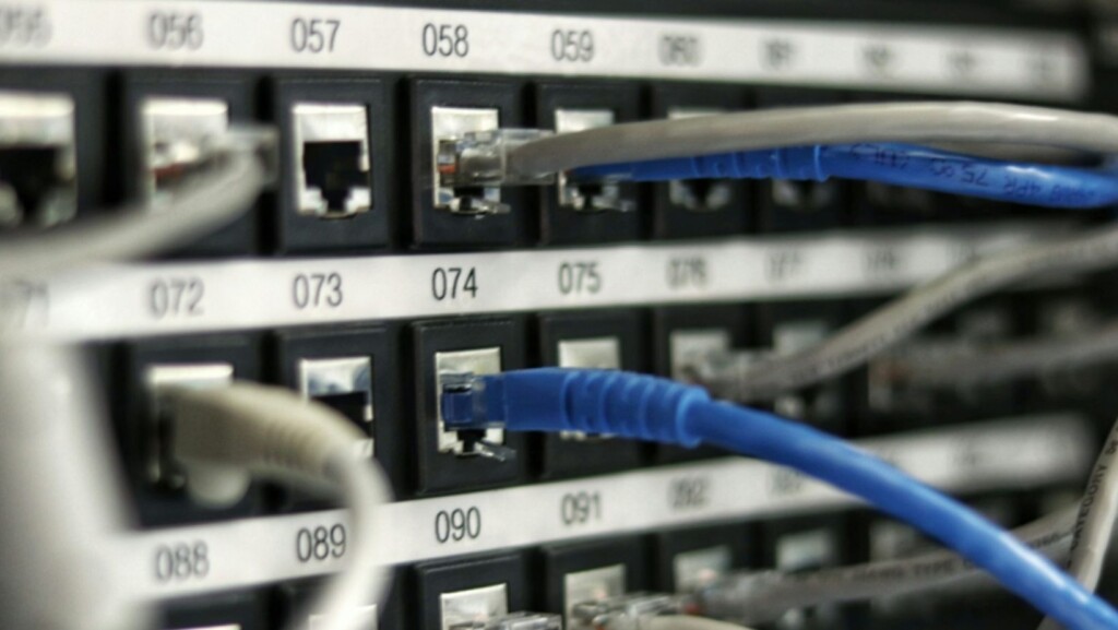 What is the Build Limit in Minecraft - Why is the Build Limit Important ...